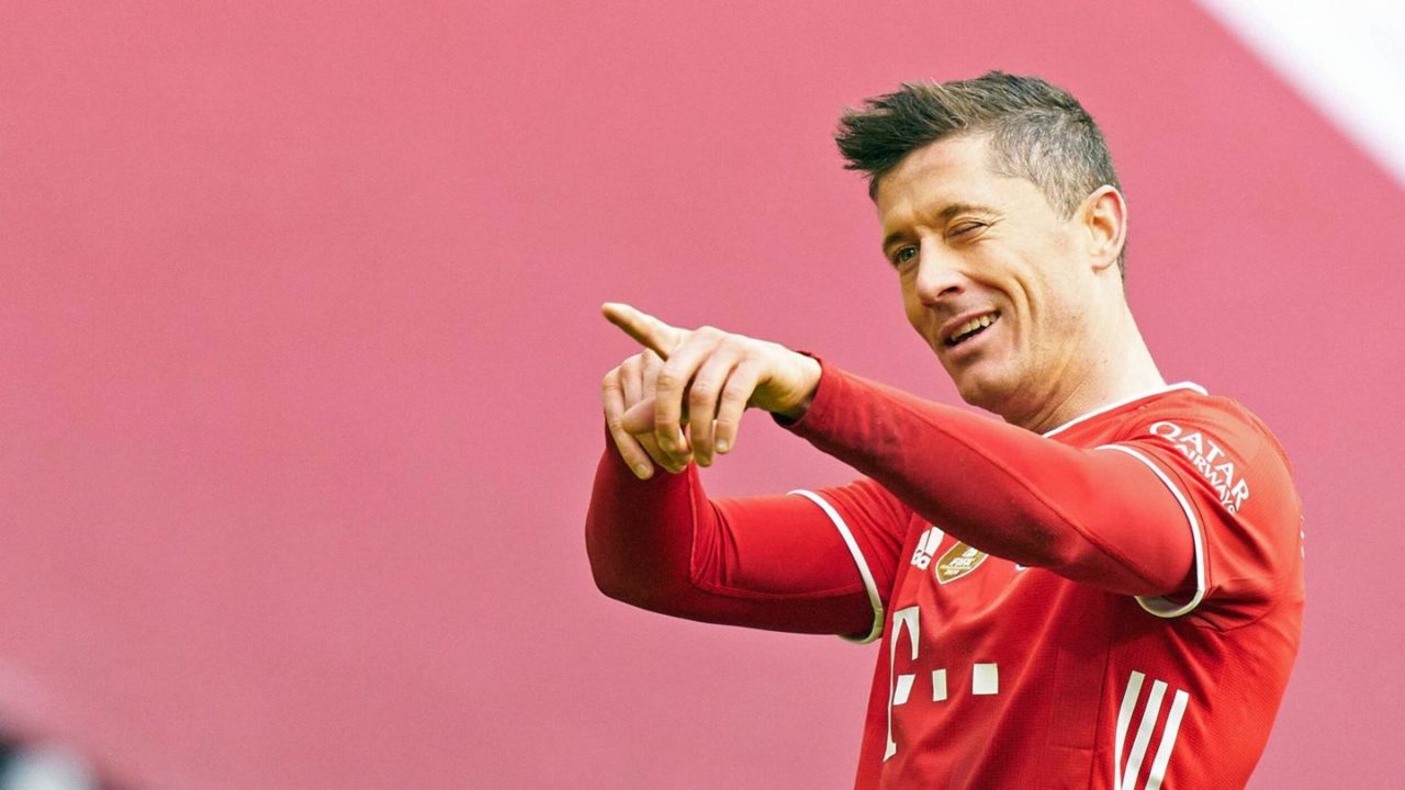 Robert Lewandowski Named Germany "Player Of The Year"