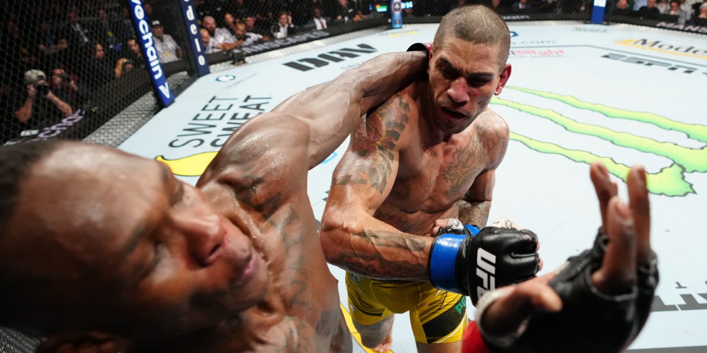Watch How Alex Pereira knocks out Israel Adesanya to Become Champion