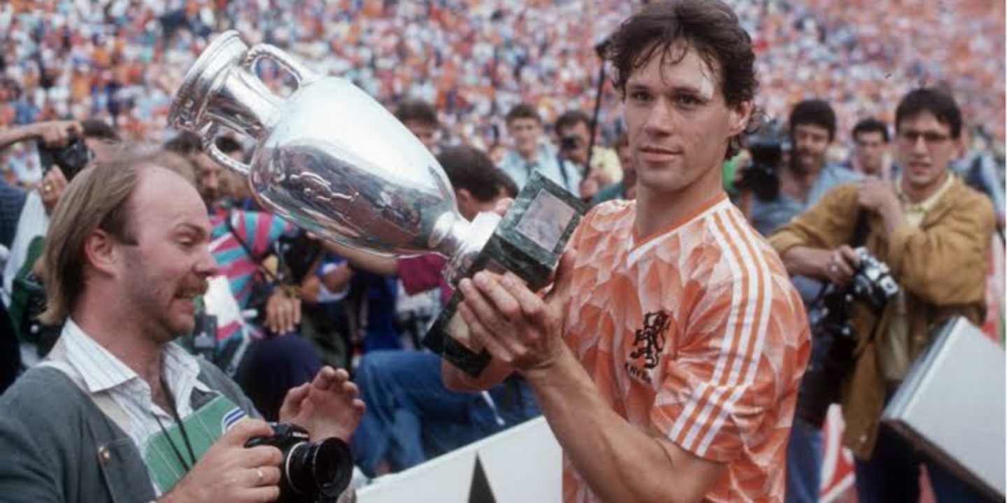 Top 10 Footballers With The Most Individual Awards – OG Artland