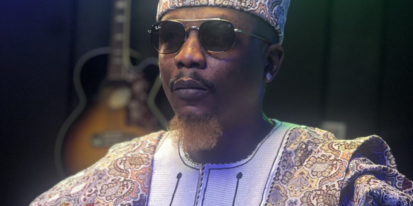 Reminisce stuns fans at ATSG show with kingly entrance and top tier ...