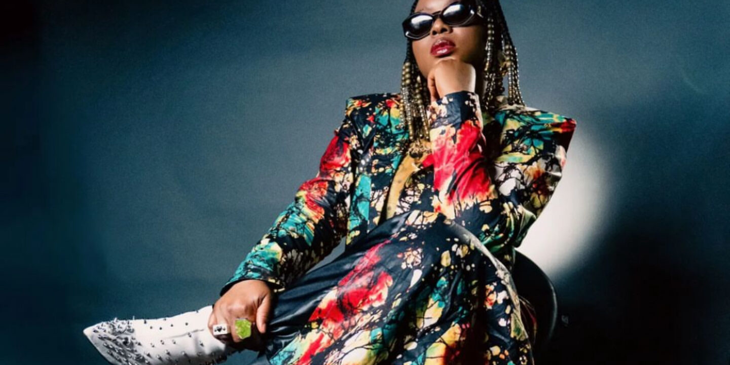 Chairman Lyrics by Yemi Alade | Notjustok