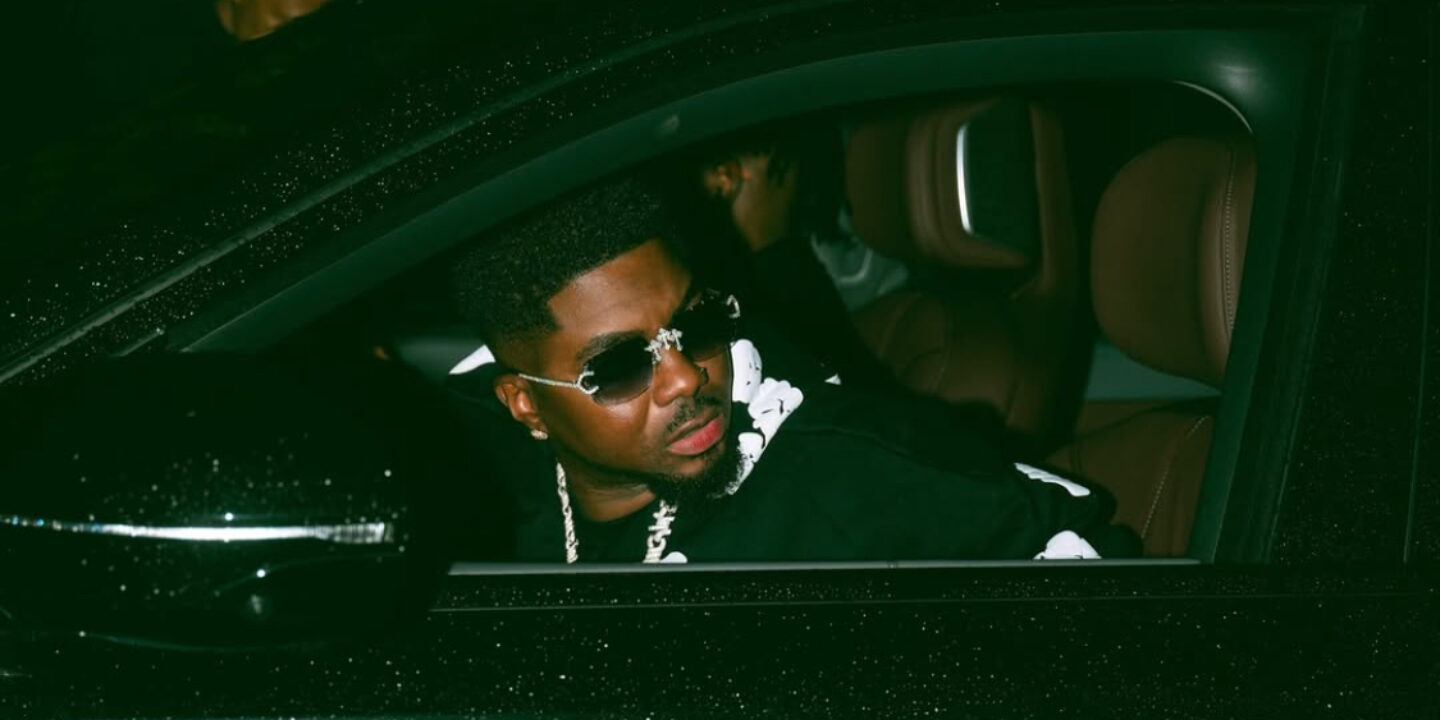 Skiibii is crazy for love in heartfelt tune 'Carry for Head' | Notjustok