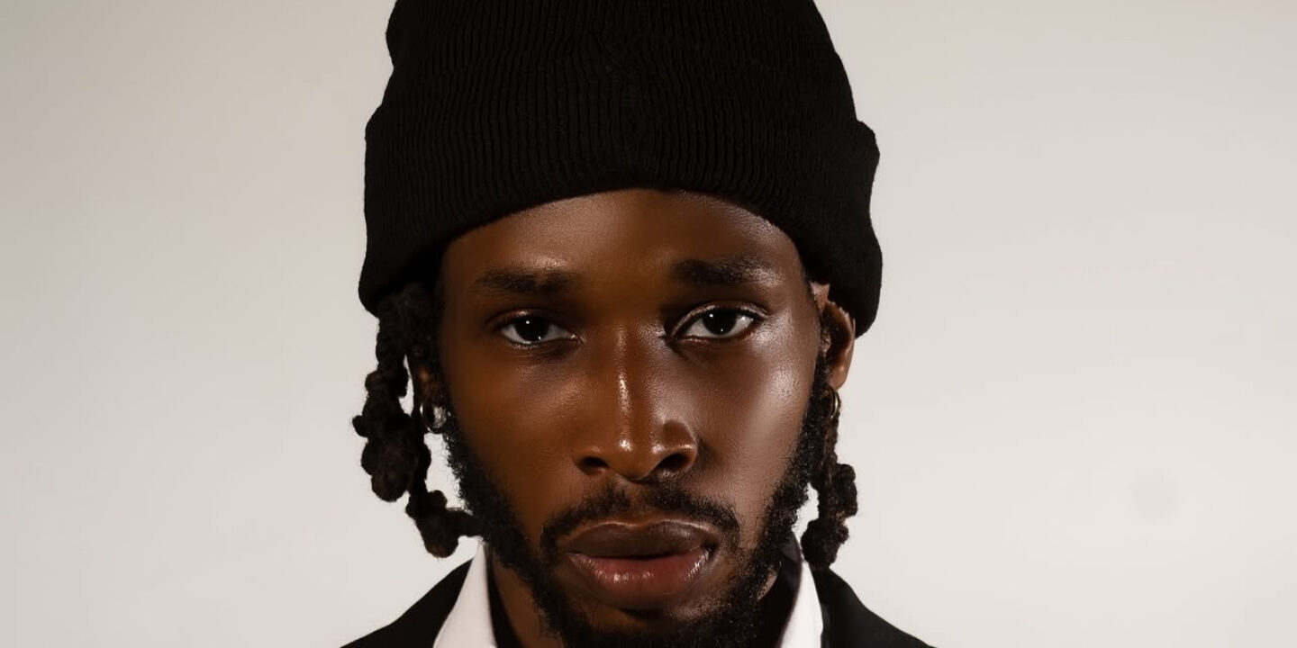 Us Lyrics by Swayvee | Notjustok